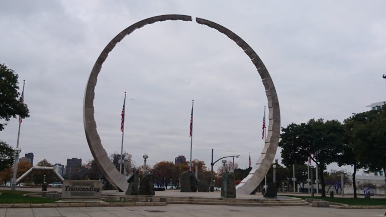 detroit-arches – Mustang Road Trip USA